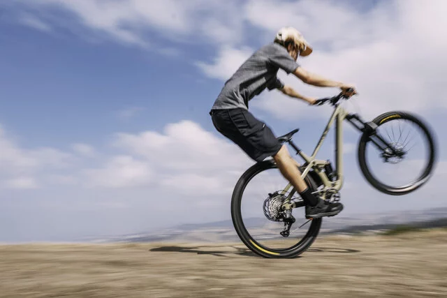 SHIMANO Introduces New DEORE M7200/M6200 Family - BikeBiz