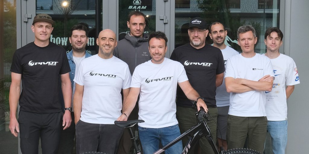Pivot Cycles Names Mohawk’s UK Ltd as Official UK Distributor